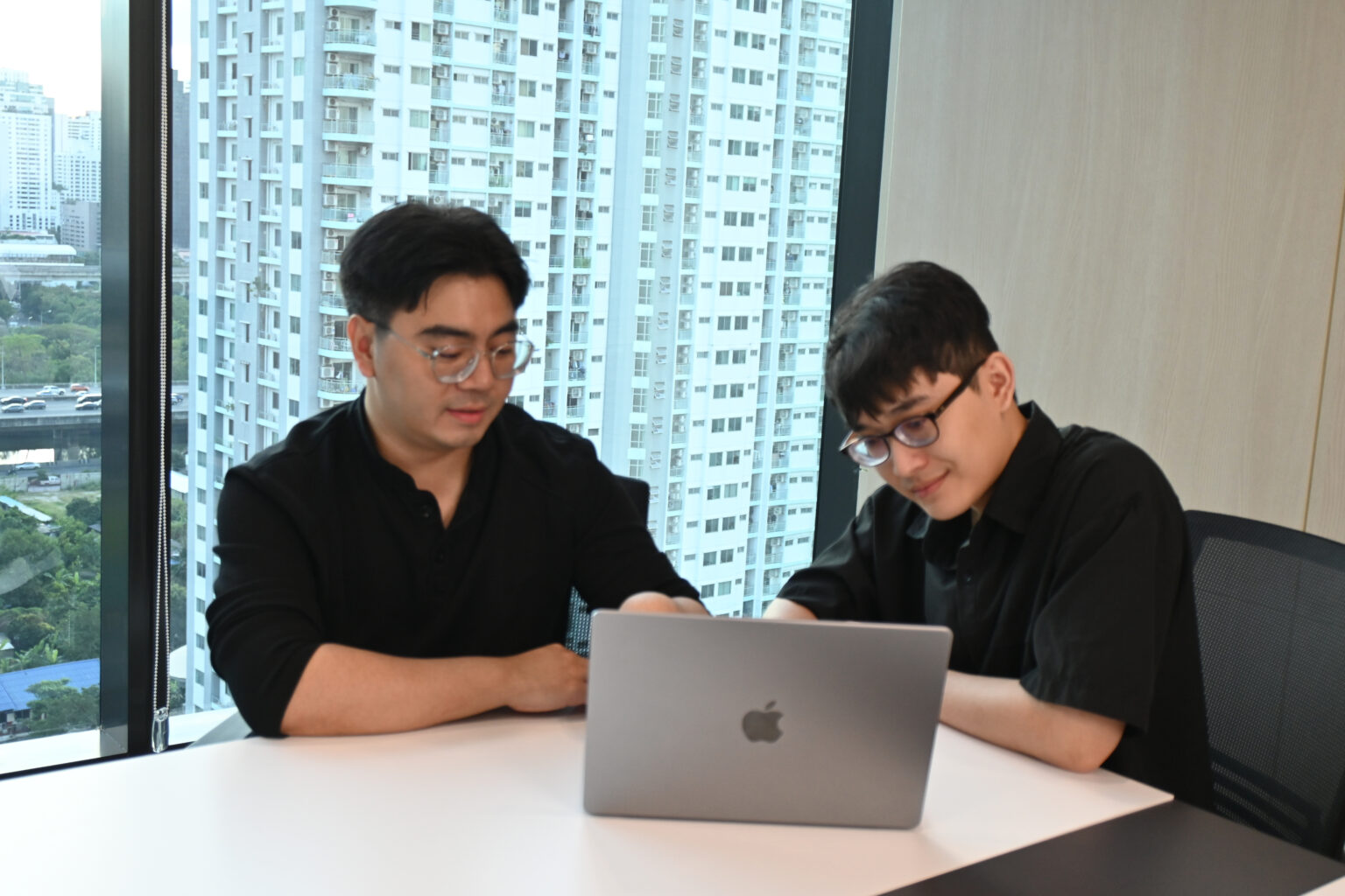 เกี่ยวกับเรา บริษัท เฮคโตคอร์น แล็บส์ - Hectocorn Labs